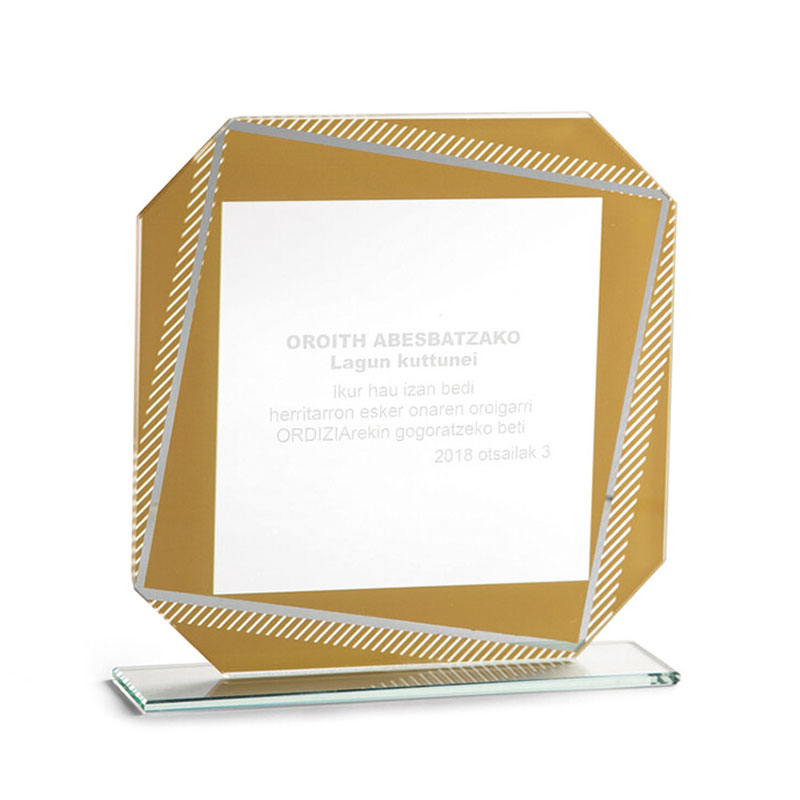 SQUARE GLASS AWARD 14.5CM GOLD - Hercules